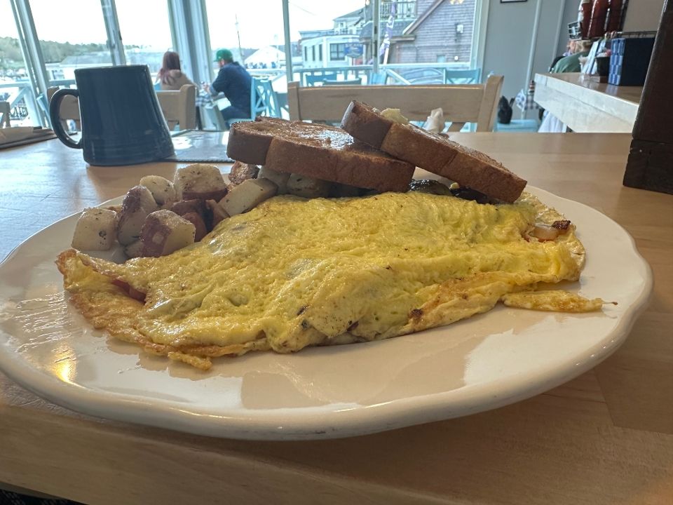 Kelly's Cafe | Toast