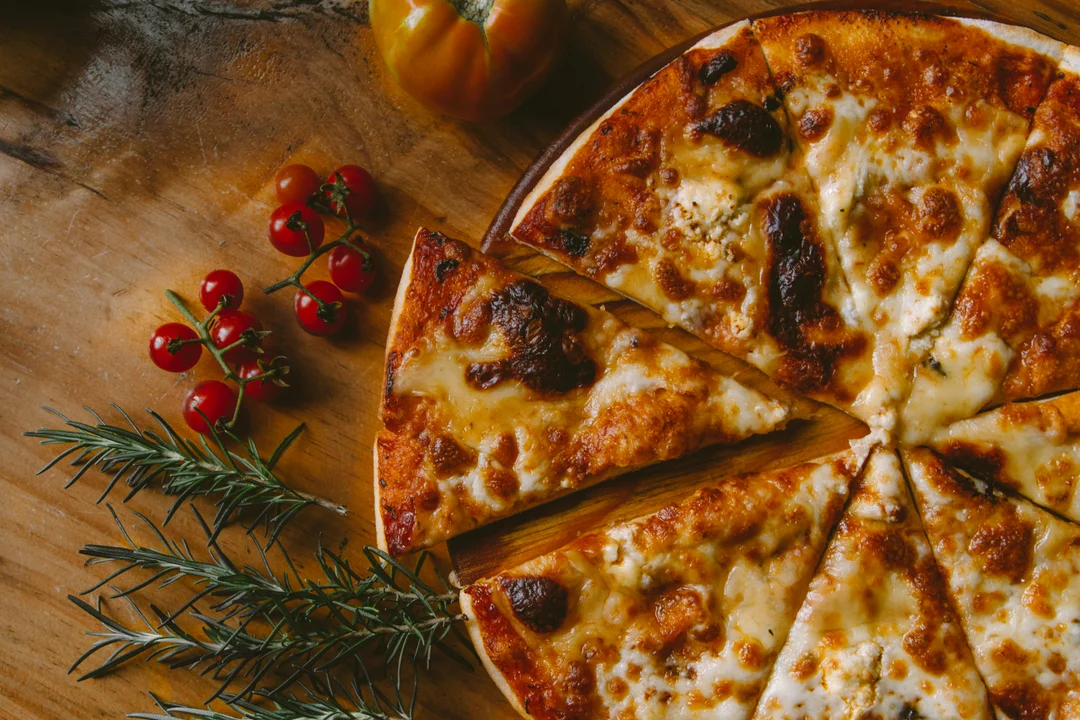 890 Wadsworth Boulevard - BYO Unlimited Toppings Pizza