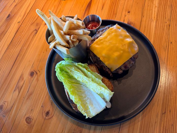 Eight Acres Kitchen & Bar | Toast