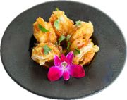 Osha Thai - Montgomery St. 250 Montgomery Street - Grilled Salmon Salad