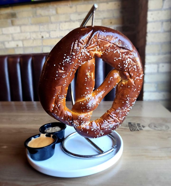 Wauwatosa - Pepperoni N' Hot Honey