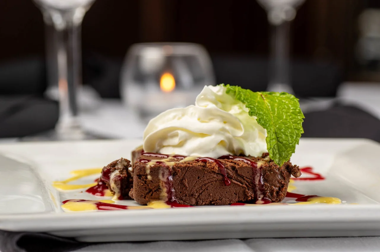 Cafe Touche | French Bistro & Wine Bar in Chicago, IL