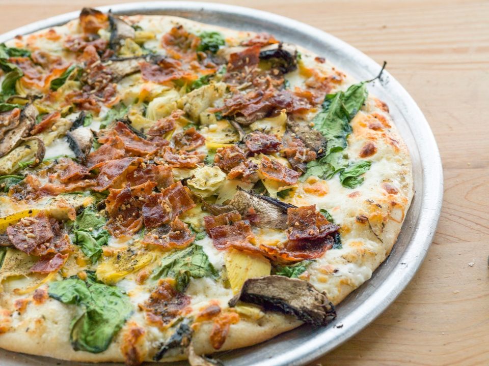 575 Pizzeria | Hillside - 6 half n half Wings