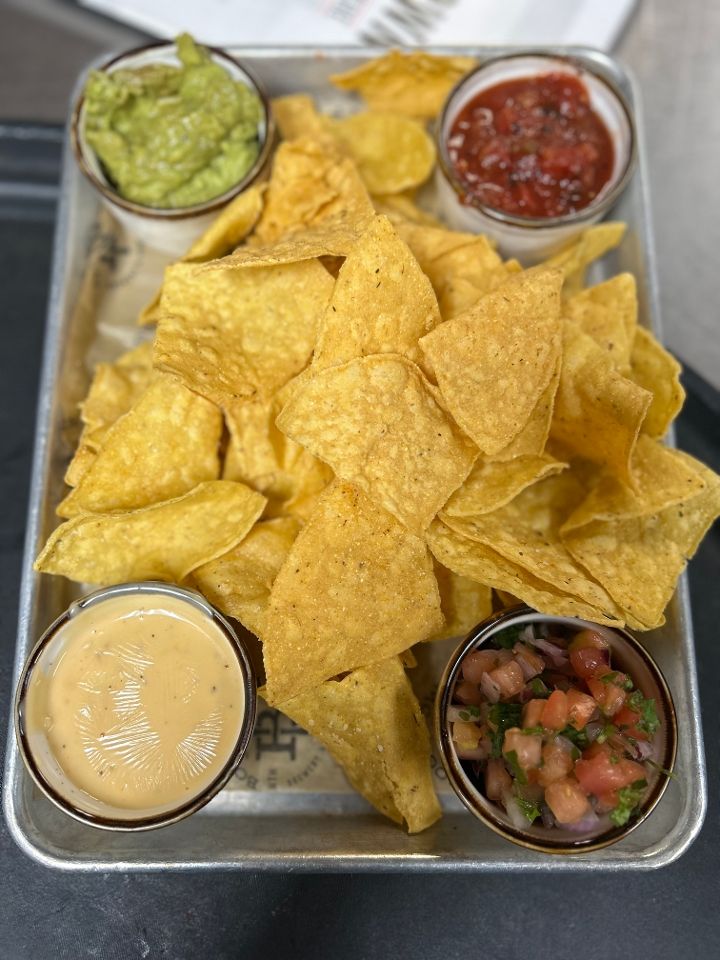 Hibbing, MN - BOOM BITES