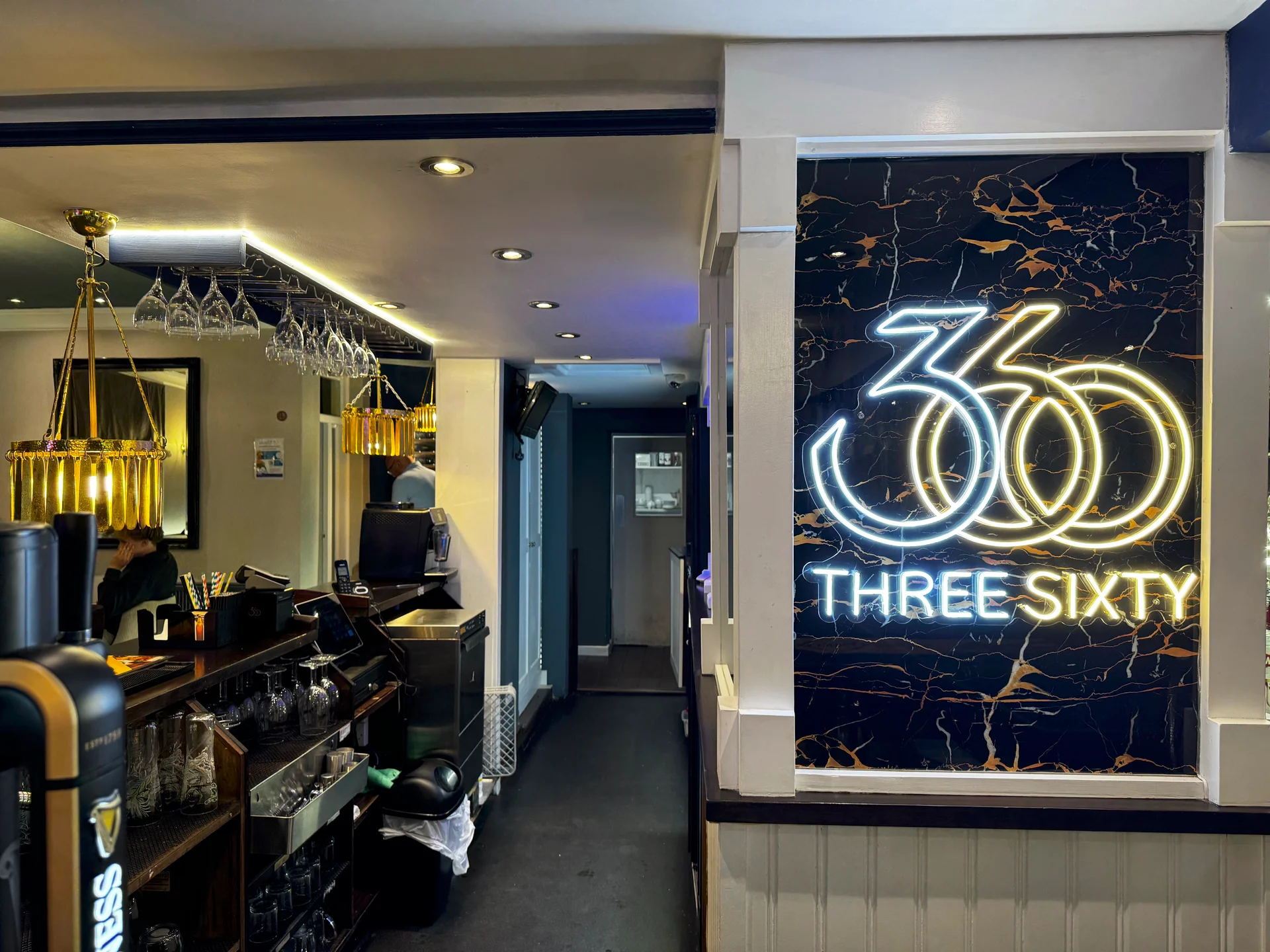 Main Street - Ajwaini King Prawn (D)