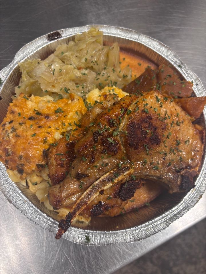 2200 Thrift Road - Seared Salmon Cornbread Bowl