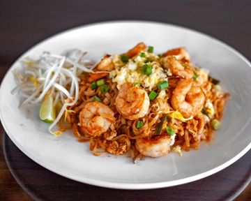 Thai Place Restaurant - Nam Sod