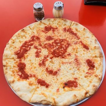 Brooklyn's Best Pizza and Pasta BB1 - 20 Oz. Soda