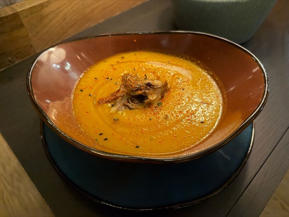 Hearth and Hill - Sugar House - Citrus Pavlova