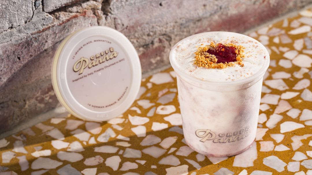 Caffè Panna Manhattan | Toast