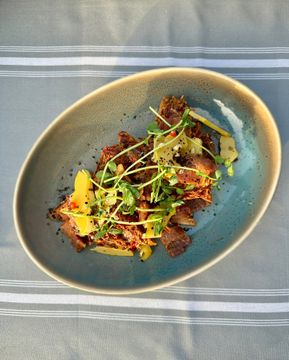 Farmers Daughter - Sudbury - BBQ Chicken Benedict