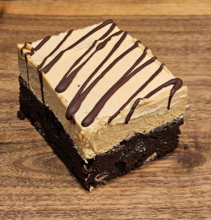 Jonny C's NY Deli and Caterers - The Medusa