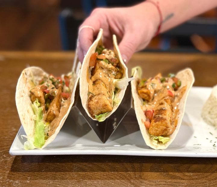 Kellys Logan House | Toast