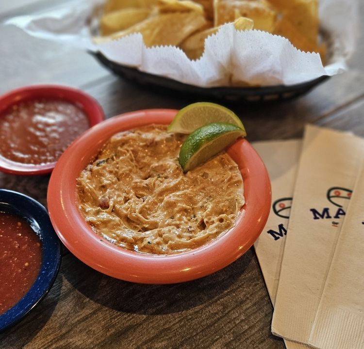 207 Southwest Blvd - Club Soda