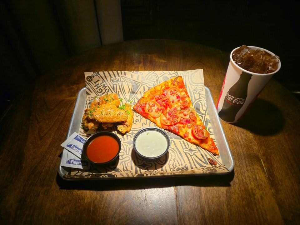 Night Owl Pizza & Drinks - Easy Cheesy Pie (Classic Cheese)