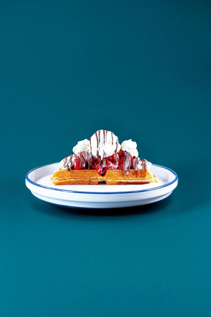 3283 I South John Young Parkway - Two ball ice cream + 2 Fruits