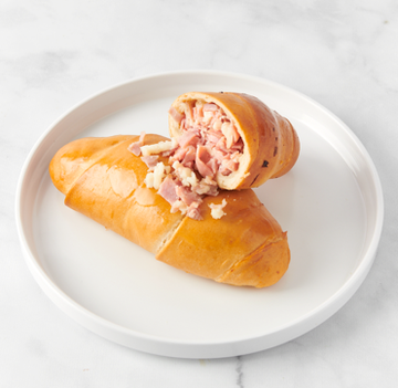Davie - Venezuelan Ham & Cheese Empanada