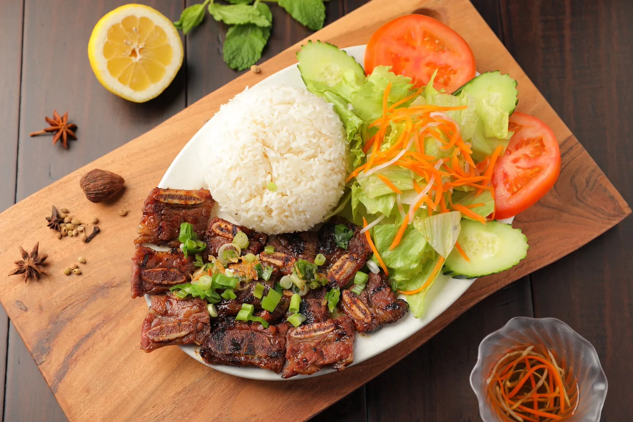 Phở Hut & Grill | Best Vietnamese food in San Diego | Order Online Now
