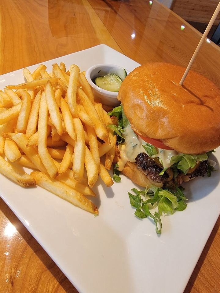 TokiDoki Burger - soft serve