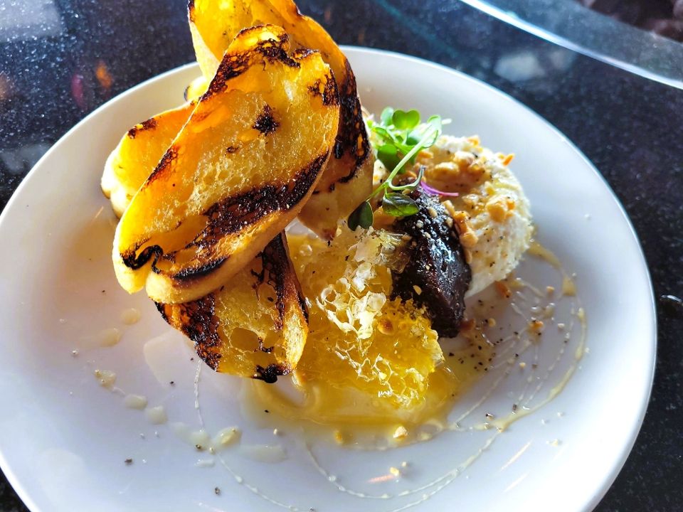 Vai's Italian Inspired Kitchen + Bar | Toast