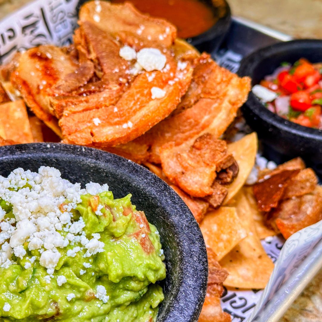 Mar y Tierra 1373 Kooser Rd - Octopus al Ajillo