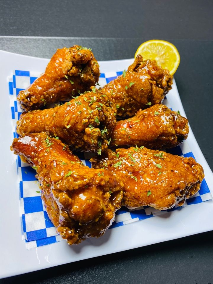 6 BOSS WINGS | The Wing Boss