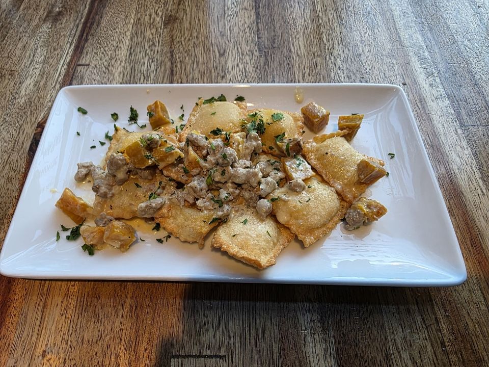 Mano Bella Artisan Foods - South Park - Mare e Monte