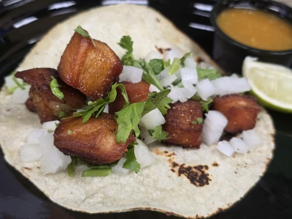 TacoRito - Plainsboro - Chicharron con salsa