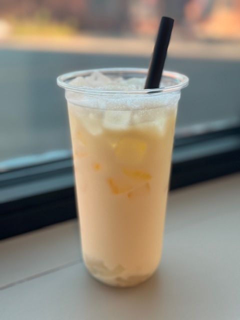 1856 Acushnet Ave - The Golden Ticket Boba