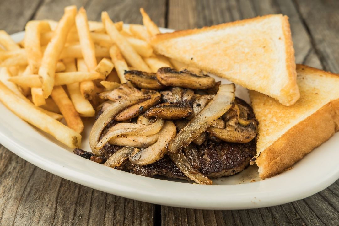 Chopped Beef "Steak" Platter | The Purple Cow