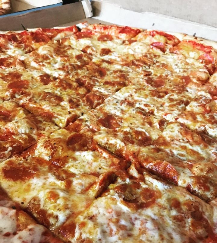 Pizza 51 South - Olathe 200 South Kansas Avenue - Custom 5 Slice