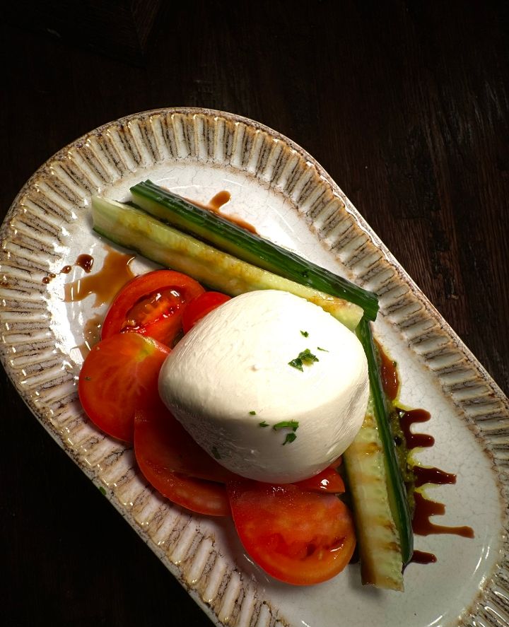 Lynnfield Street - ASSORTED MINI PASTRIES