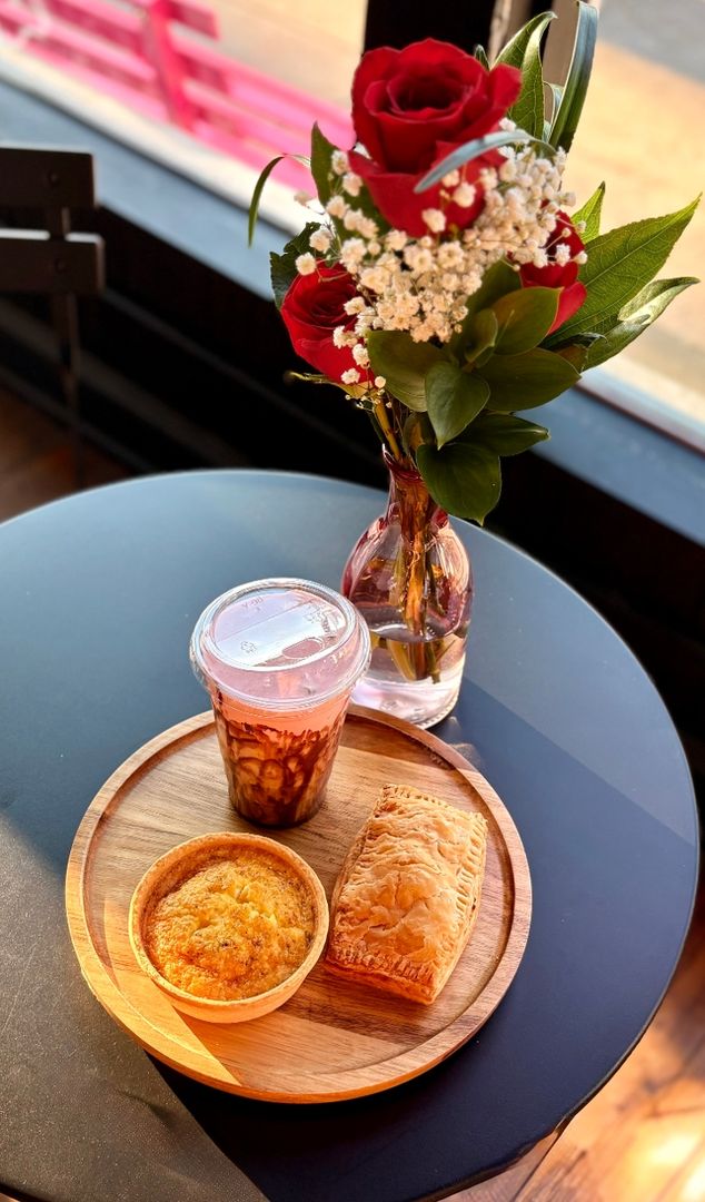 Honey Baked Bee - Apple Turnover