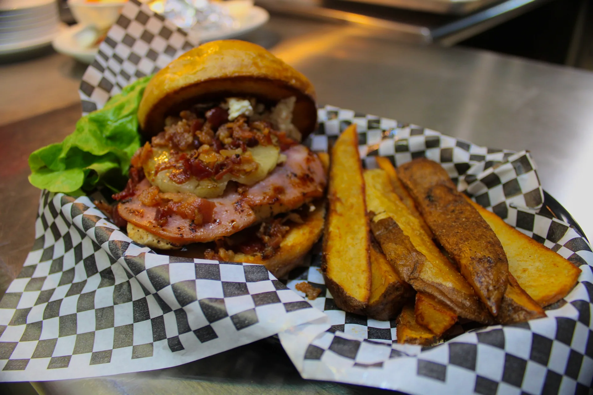 Breeze Way Bar & Grill