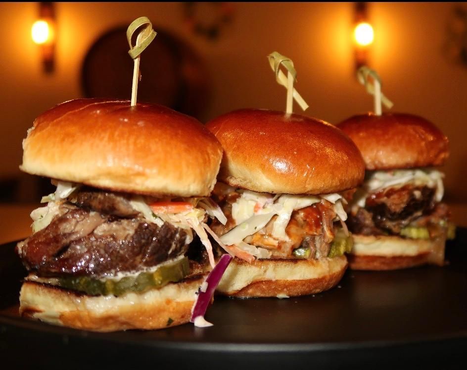 Eight Acres Kitchen & Bar | Toast