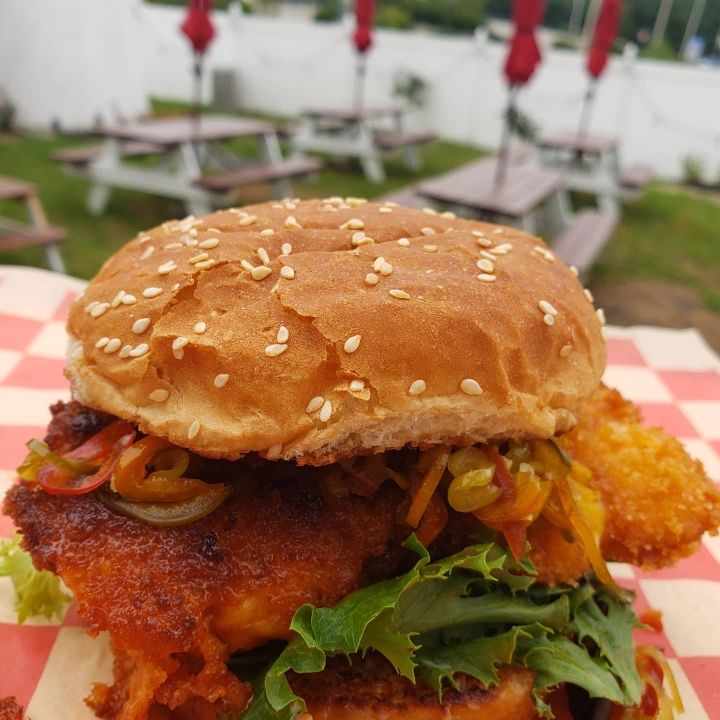 Beacon Bar & Bistro 828 Roosevelt Trail | Toast