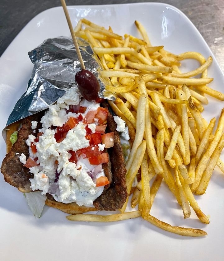 Upper Deck Seafood and Sports - CALIFORNIA BURGER(AVOCADO)