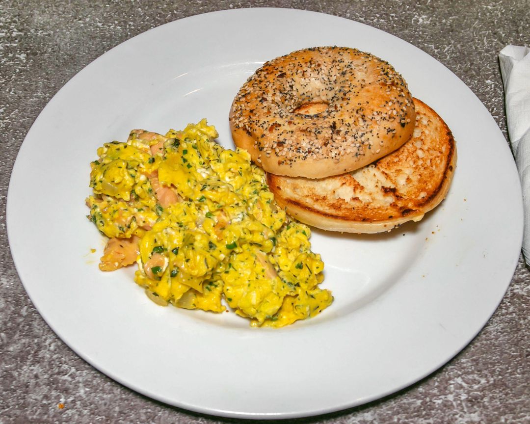 Thumbs Up Diner Austell - Cinnamon Raisin Toast