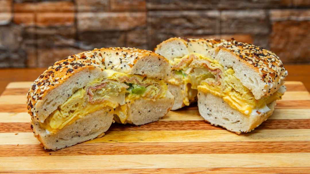 3139 Solomons Island Road - House