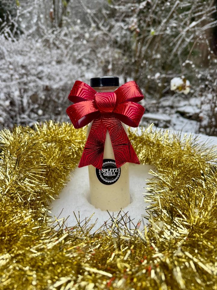 4369 Main Street - Holiday Burger