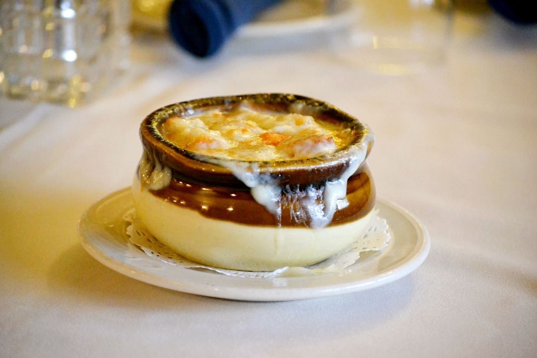 OLDE LINCOLN HOUSE | Toast