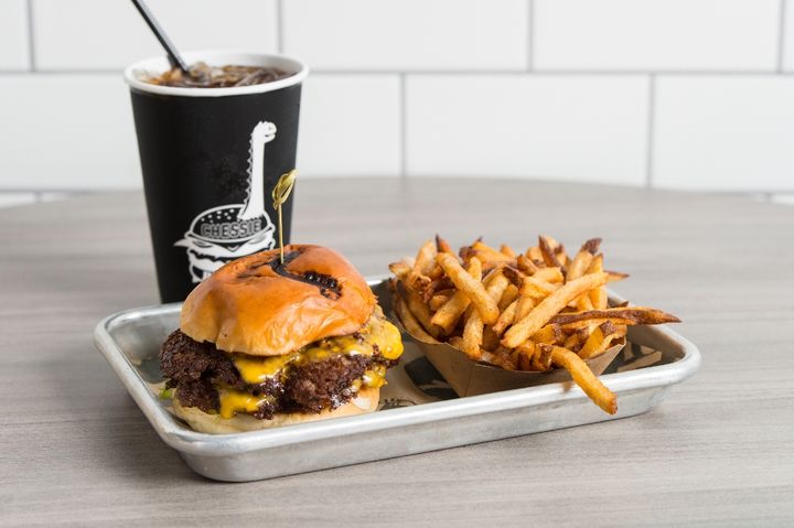 Cambridge - Mac N Cheese Bar 40 PPL