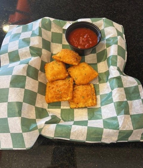 Hoops Pizzeria | Toast