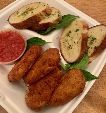 Amazing Pizza & More 62 Wharf St. Pickering Wharf Salem MA - Root Beeer ...