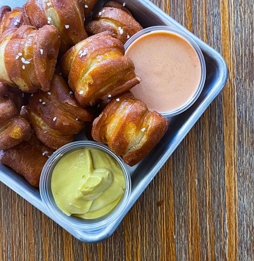 Snow Republic BRAT 100 Main St. | Toast