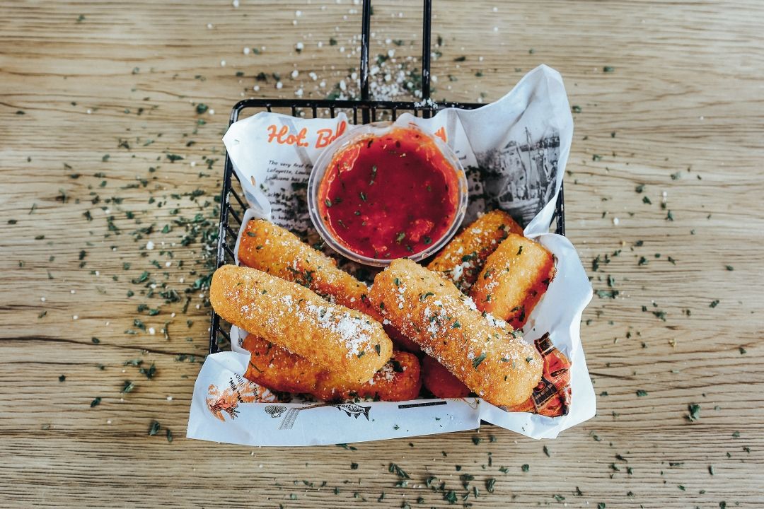 3900 Williams Boulevard - New Year Special