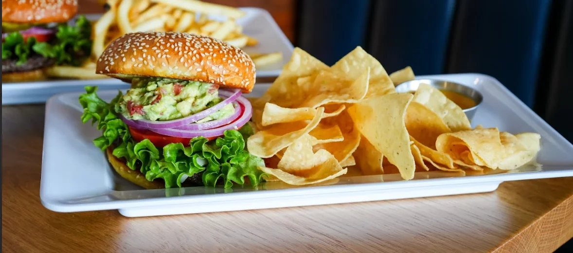 Scotty P's - Best Burgers, Chicken, Salads & Unique Desserts
