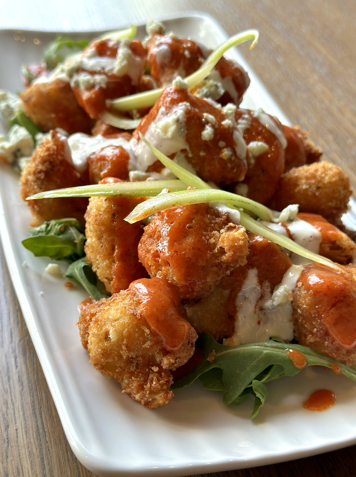 Dryft Wellesley | Toast