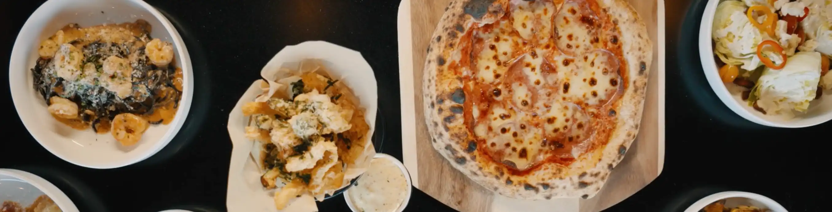 Regency Landing Via Farina - Side of Romana