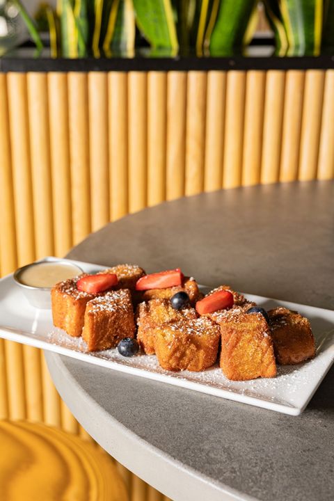 3523 Camp Creek Pkwy - Smoked Turkey Wing Plate